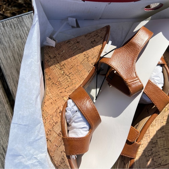American Rag | Shoes | Newbox American Rag Rochelle Cognac 45 Cork Wedge Heel Platform Sandals ...